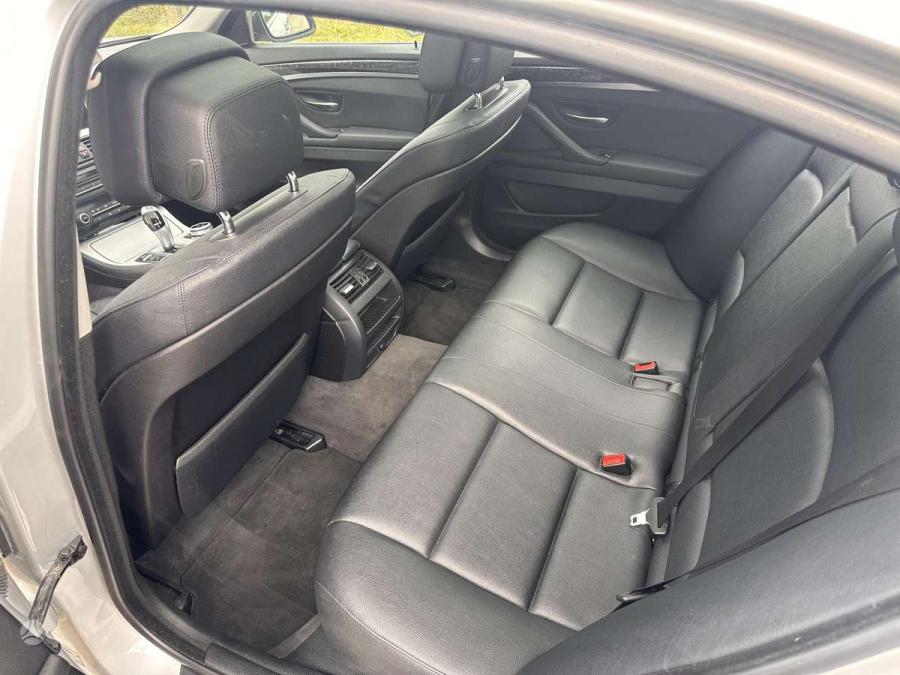 Pelēks BMW 528 2013 Kauņa, ar dzinēja tilpumu 2.00 L un nobraukumu 179 tūkst. km par 9500 €, foto 14 vietnē AUTOMOTO.COM.LV