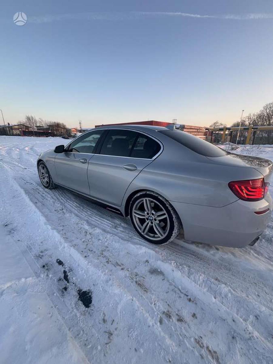 Grey BMW 528 2014 in Kaunas, with an engine capacity of 2.00 L and mileage of 146 thousand km for 9900 €, photo 5 on AUTOMOTO.COM.LV