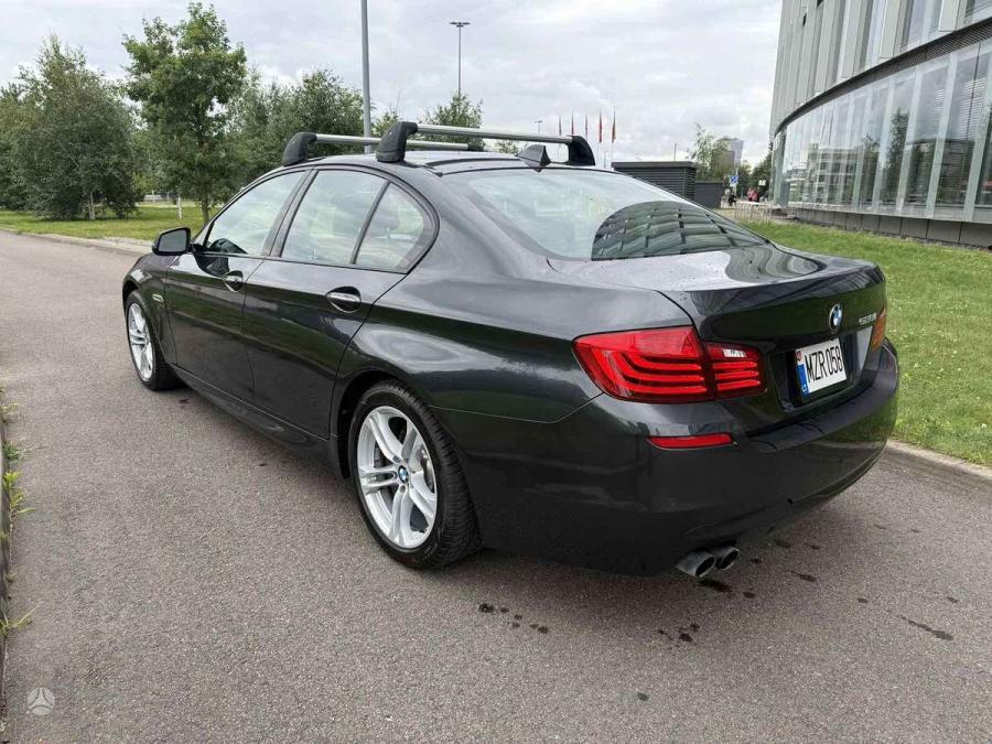 Pelēks BMW 528 2014 Viļņa, ar dzinēja tilpumu 2.00 L un nobraukumu 275 tūkst. km par 12250 €, foto 4 vietnē AUTOMOTO.COM.LV