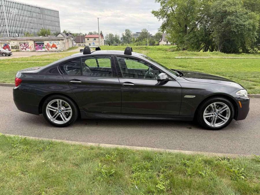 Pelēks BMW 528 2014 Viļņa, ar dzinēja tilpumu 2.00 L un nobraukumu 275 tūkst. km par 12250 €, foto 7 vietnē AUTOMOTO.COM.LV
