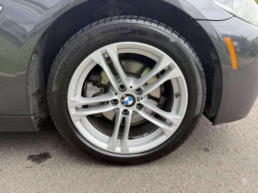 Pelēks BMW 528 2014 Viļņa, ar dzinēja tilpumu 2.00 L un nobraukumu 275 tūkst. km par 12250 €, foto 11 vietnē AUTOMOTO.COM.LV