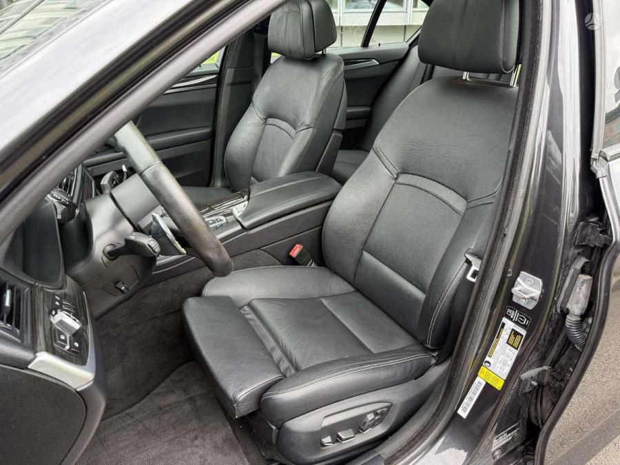 Pelēks BMW 528 2014 Viļņa, ar dzinēja tilpumu 2.00 L un nobraukumu 275 tūkst. km par 12250 €, foto 21 vietnē AUTOMOTO.COM.LV