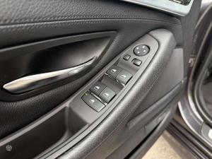 Pelēks BMW 528 2014 Viļņa, ar dzinēja tilpumu 2.00 L un nobraukumu 275 tūkst. km par 12250 €, foto 26 vietnē AUTOMOTO.COM.LV