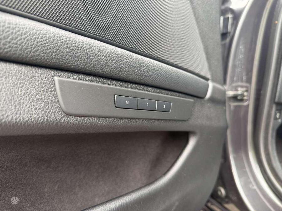 Pelēks BMW 528 2014 Viļņa, ar dzinēja tilpumu 2.00 L un nobraukumu 275 tūkst. km par 12250 €, foto 27 vietnē AUTOMOTO.COM.LV