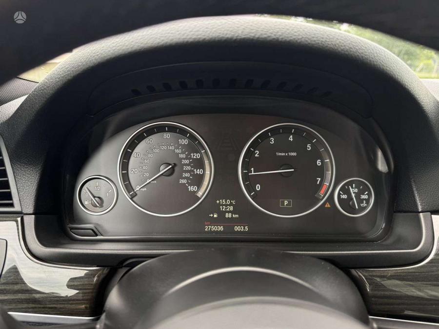 Pelēks BMW 528 2014 Viļņa, ar dzinēja tilpumu 2.00 L un nobraukumu 275 tūkst. km par 12250 €, foto 35 vietnē AUTOMOTO.COM.LV