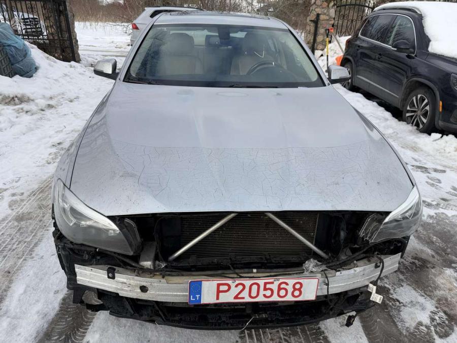 Pelēks BMW 528 2015 Viļņa, ar dzinēja tilpumu 2.00 L un nobraukumu 287 tūkst. km par 3999 €, foto 7 vietnē AUTOMOTO.COM.LV