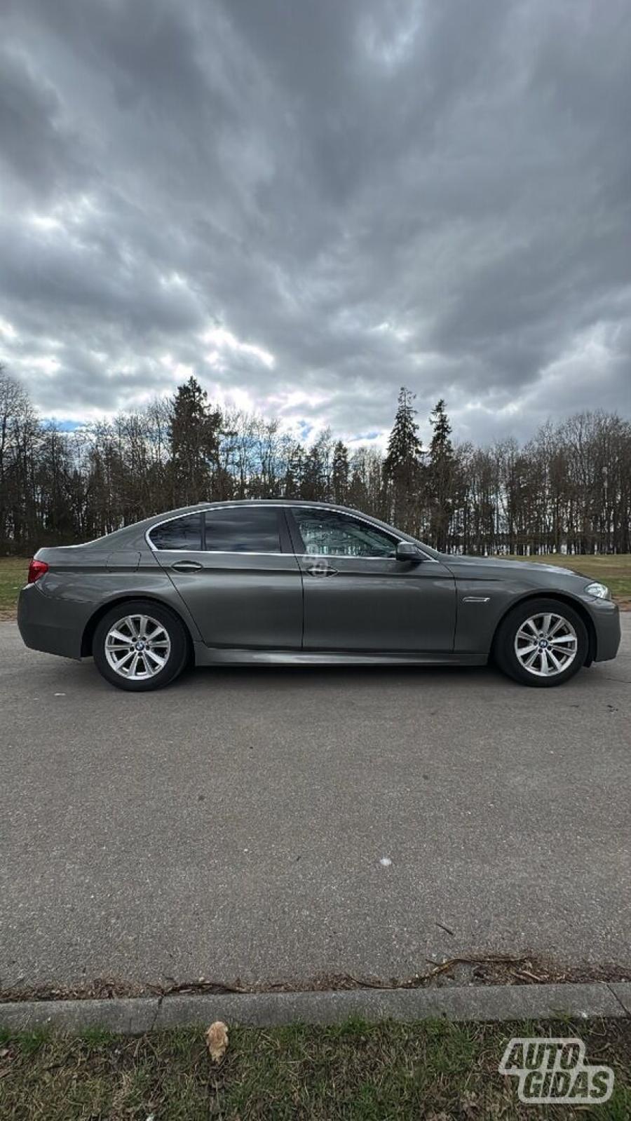Pelēks BMW 528 2015 Jonava, ar dzinēja tilpumu 2.00 L un nobraukumu 270 tūkst. km par 11900 €, foto 5 vietnē AUTOMOTO.COM.LV