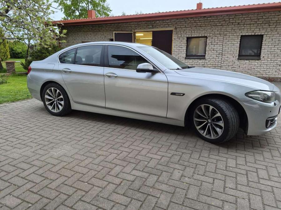 Grey BMW 528 2015 in Klaipeda, with an engine capacity of 2.00 L and mileage of 285 thousand km for 5600 €, photo 4 on AUTOMOTO.COM.LV