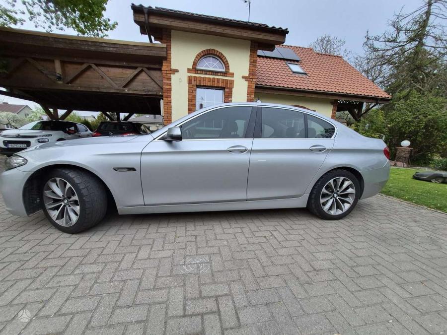 Grey BMW 528 2015 in Klaipeda, with an engine capacity of 2.00 L and mileage of 285 thousand km for 5600 €, photo 9 on AUTOMOTO.COM.LV