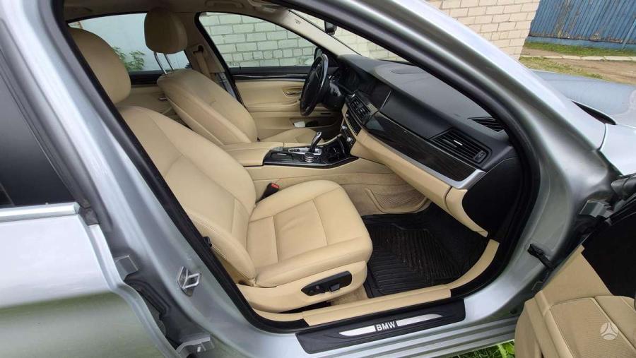 Grey BMW 528 2015 in Klaipeda, with an engine capacity of 2.00 L and mileage of 285 thousand km for 5600 €, photo 14 on AUTOMOTO.COM.LV