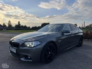 Pelēks BMW 528 2015 Alīta, ar dzinēja tilpumu 2.00 L un nobraukumu 222 tūkst. km par 10950 €, foto 3 vietnē AUTOMOTO.COM.LV