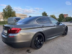 Pelēks BMW 528 2015 Alīta, ar dzinēja tilpumu 2.00 L un nobraukumu 222 tūkst. km par 10950 €, foto 9 vietnē AUTOMOTO.COM.LV