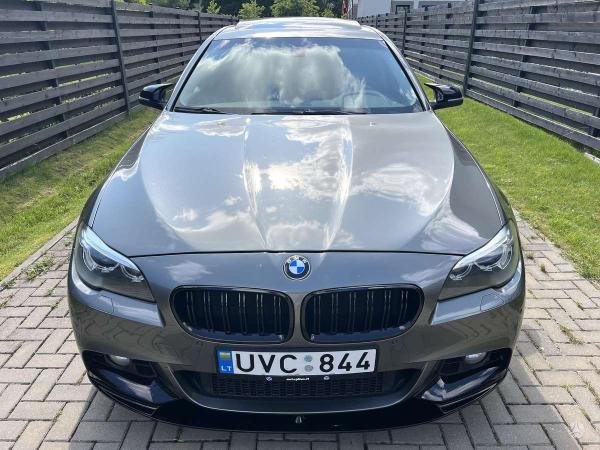 Pelēks BMW 528 2016 Viļņa, ar dzinēja tilpumu 2.00 L un nobraukumu 270 tūkst. km par 9950 €, foto 9 vietnē AUTOMOTO.COM.LV