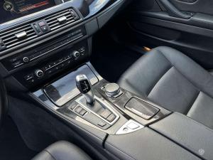 Pelēks BMW 528 2016 Viļņa, ar dzinēja tilpumu 2.00 L un nobraukumu 270 tūkst. km par 9950 €, foto 15 vietnē AUTOMOTO.COM.LV