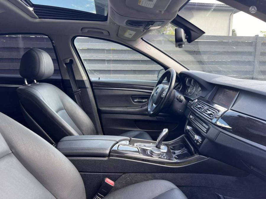 Pelēks BMW 528 2016 Viļņa, ar dzinēja tilpumu 2.00 L un nobraukumu 270 tūkst. km par 9950 €, foto 17 vietnē AUTOMOTO.COM.LV