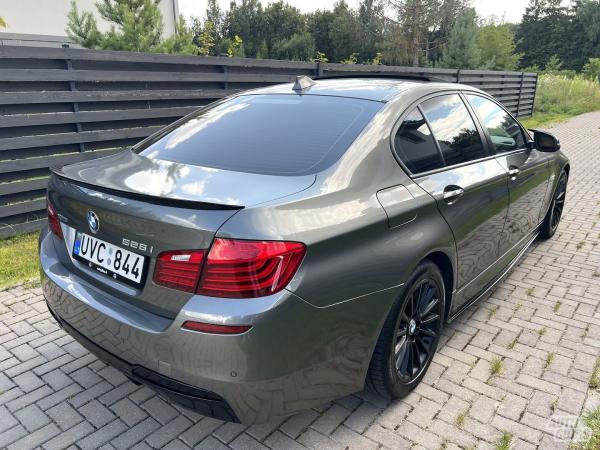 Grey BMW 528 2016 in Vilnius, with an engine capacity of 2.00 L and mileage of 270 thousand km for 9900 €, photo 7 on AUTOMOTO.COM.LV