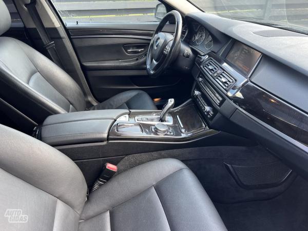 Grey BMW 528 2016 in Vilnius, with an engine capacity of 2.00 L and mileage of 270 thousand km for 9900 €, photo 10 on AUTOMOTO.COM.LV