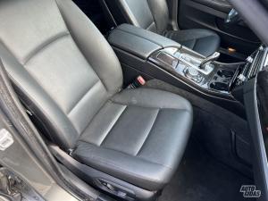 Pelēks BMW 528 2016 Viļņa, ar dzinēja tilpumu 2.00 L un nobraukumu 270 tūkst. km par 9900 €, foto 15 vietnē AUTOMOTO.COM.LV