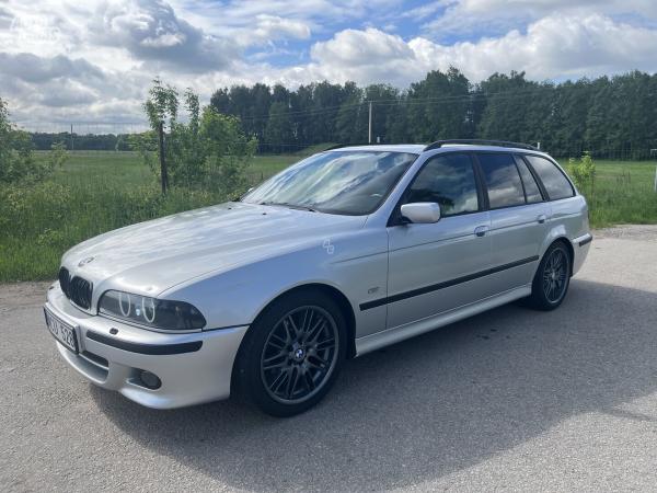 Grey BMW 528 2000 in Jonava, with an engine capacity of 2.80 L and mileage of 271 thousand km for 3500 €, photo 1 on AUTOMOTO.COM.LV