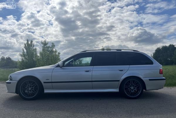 Grey BMW 528 2000 in Jonava, with an engine capacity of 2.80 L and mileage of 271 thousand km for 3500 €, photo 2 on AUTOMOTO.COM.LV