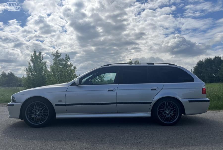 Grey BMW 528 2000 in Jonava, with an engine capacity of 2.80 L and mileage of 271 thousand km for 3500 €, photo 3 on AUTOMOTO.COM.LV