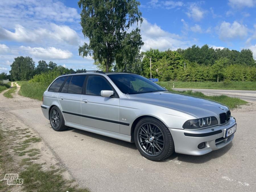 Grey BMW 528 2000 in Jonava, with an engine capacity of 2.80 L and mileage of 271 thousand km for 3500 €, photo 8 on AUTOMOTO.COM.LV