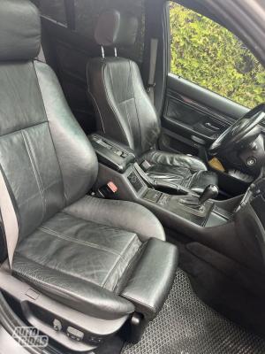 Grey BMW 528 2000 in Jonava, with an engine capacity of 2.80 L and mileage of 271 thousand km for 3500 €, photo 11 on AUTOMOTO.COM.LV