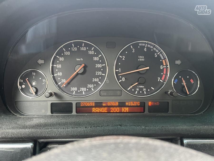 Grey BMW 528 2000 in Jonava, with an engine capacity of 2.80 L and mileage of 271 thousand km for 3500 €, photo 14 on AUTOMOTO.COM.LV