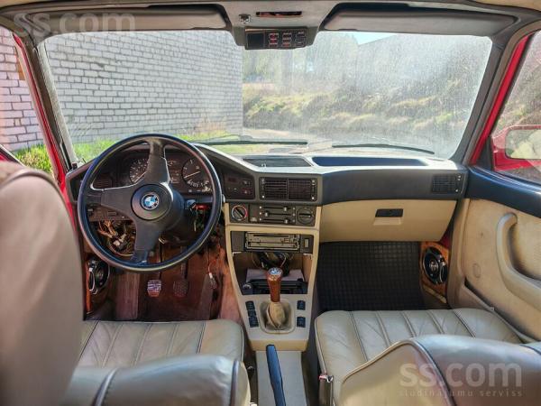 Sarkans BMW 528 1985 Rīga, ar dzinēja tilpumu 2.80 L un nobraukumu 366 tūkst. km par 6500 €, foto 8 vietnē AUTOMOTO.COM.LV