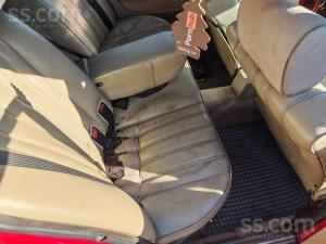 Sarkans BMW 528 1985 Rīga, ar dzinēja tilpumu 2.80 L un nobraukumu 366 tūkst. km par 6500 €, foto 14 vietnē AUTOMOTO.COM.LV