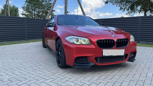 BMW 528 2011 Kauņa vietnē Sarkans BMW 528 2011 Kauņa, ar dzinēja tilpumu 3.00 L un nobraukumu 297 tūkst. km par 13000 €, foto 4 vietnē AUTOMOTO.COM.LV