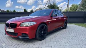 Red BMW 528 2011 in Kaunas, with an engine capacity of 3.00 L and mileage of 297 thousand km for 13000 €, photo 6 on AUTOMOTO.COM.LV