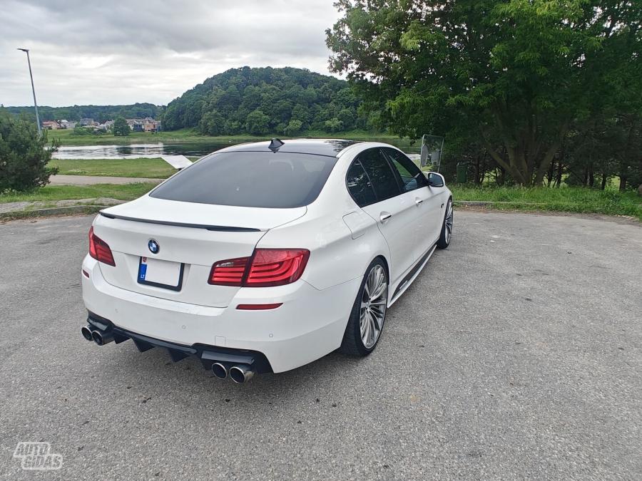BMW 528 2010 in Kaunas, with an engine capacity of 2.80 L and mileage of 208 thousand km for 9400 €, photo 6 on AUTOMOTO.COM.LV