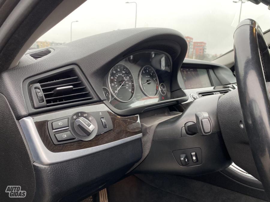 BMW 528 2013 in Vilnius, with an engine capacity of 2.80 L and mileage of 209 thousand km for 9900 €, photo 8 on AUTOMOTO.COM.LV