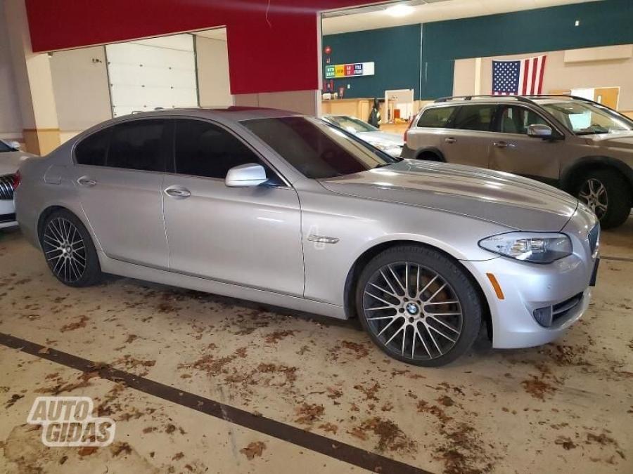 BMW 528 2013 in Klaipeda, with an engine capacity of 2.00 L and mileage of 347 thousand km for 5500 €, photo 12 on AUTOMOTO.COM.LV
