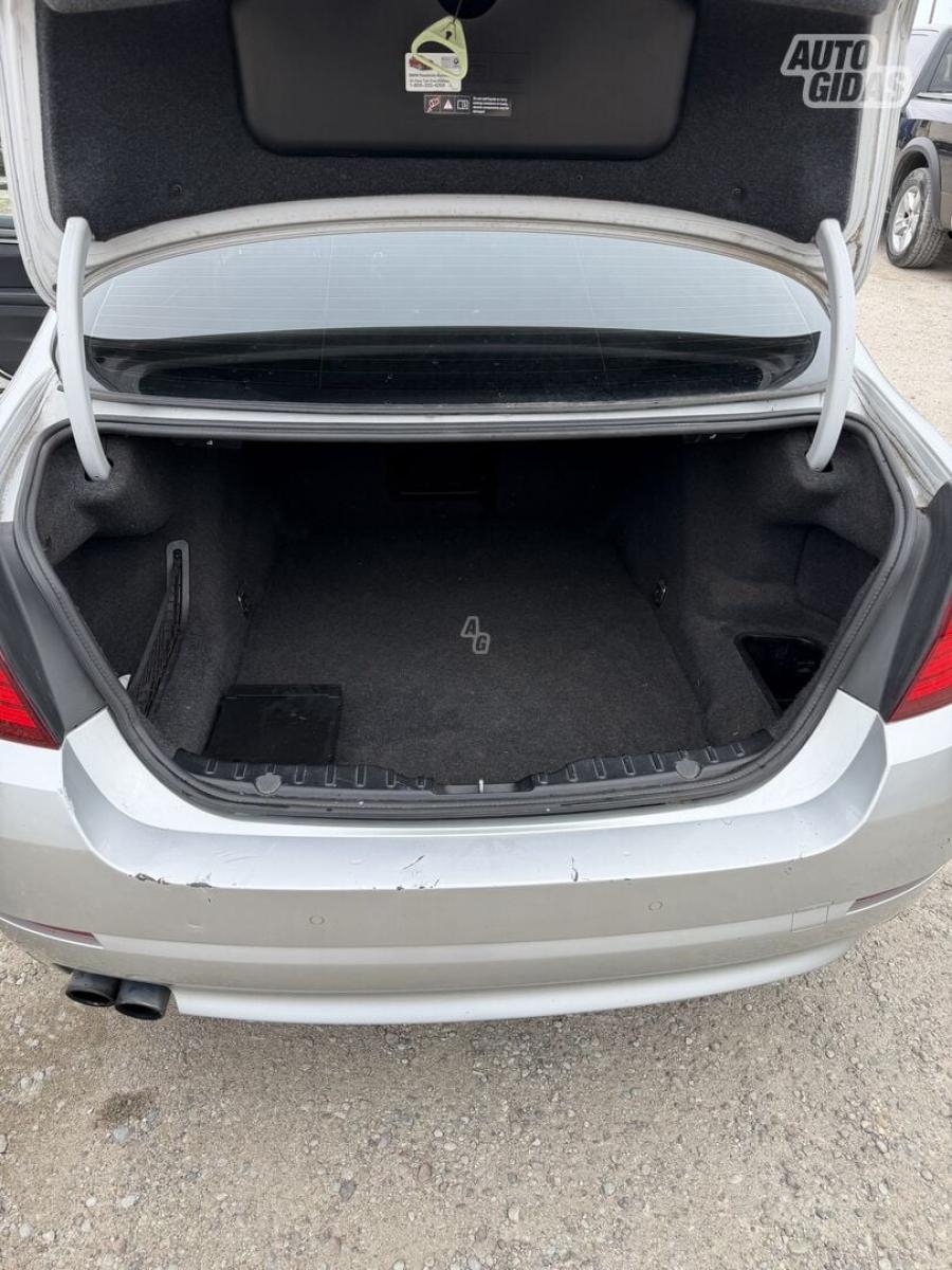 BMW 528 2013 in Klaipeda, with an engine capacity of 2.00 L and mileage of 347 thousand km for 5000 €, photo 18 on AUTOMOTO.COM.LV