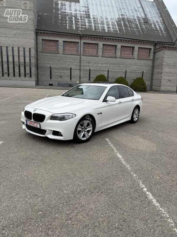 Balts BMW 528 2011 Alīta, ar dzinēja tilpumu 3.00 L un nobraukumu 272 tūkst. km par 8500 €, foto 6 vietnē AUTOMOTO.COM.LV