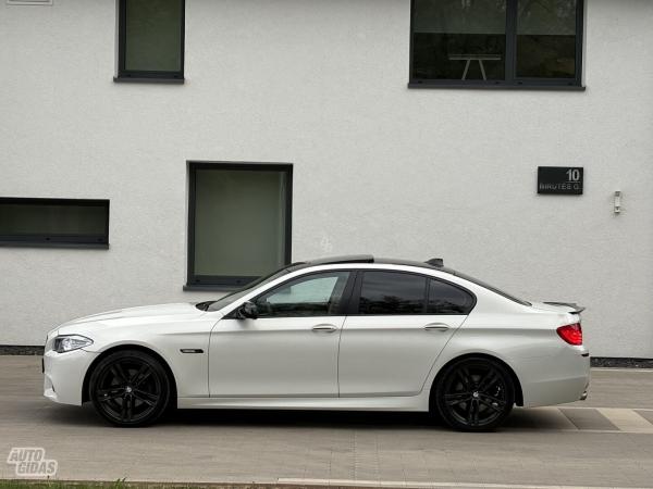 White BMW 528 2011 in Vilnius, with an engine capacity of 3.00 L and mileage of 280 thousand km for 8700 €, photo 6 on AUTOMOTO.COM.LV