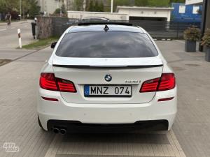 White BMW 528 2011 in Vilnius, with an engine capacity of 3.00 L and mileage of 280 thousand km for 8700 €, photo 9 on AUTOMOTO.COM.LV