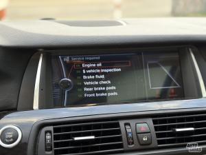 White BMW 528 2011 in Vilnius, with an engine capacity of 3.00 L and mileage of 280 thousand km for 8700 €, photo 18 on AUTOMOTO.COM.LV