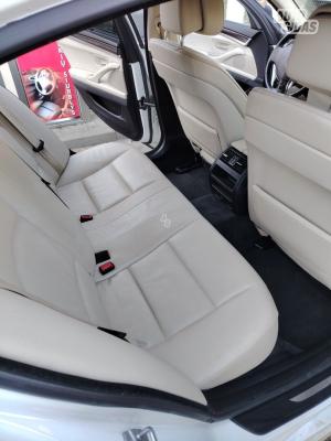 White BMW 528 2011 in Alytus, with an engine capacity of 3.00 L and mileage of 231 thousand km for 8500 €, photo 9 on AUTOMOTO.COM.LV