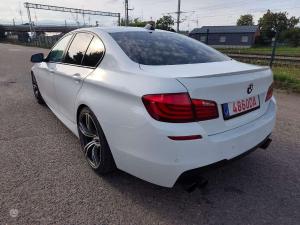 White BMW 528 2011 in Siauliai, with an engine capacity of 3.00 L and mileage of 265 thousand km for 7500 €, photo 7 on AUTOMOTO.COM.LV