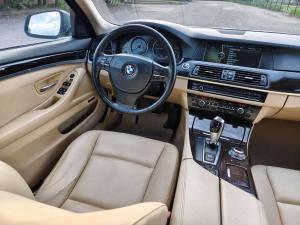 White BMW 528 2011 in Siauliai, with an engine capacity of 3.00 L and mileage of 265 thousand km for 7500 €, photo 11 on AUTOMOTO.COM.LV