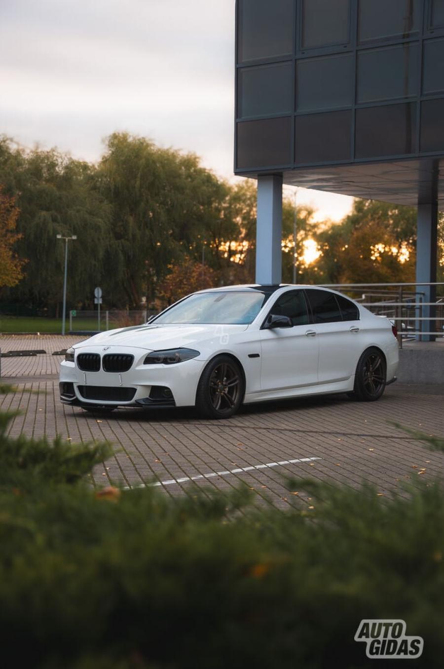 Balts BMW 528 2011 Šilalė, ar dzinēja tilpumu 3.00 L un nobraukumu 360 tūkst. km par 12500 €, foto 3 vietnē AUTOMOTO.COM.LV