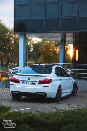 Balts BMW 528 2011 Šilalė, ar dzinēja tilpumu 3.00 L un nobraukumu 360 tūkst. km par 12500 €, foto 7 vietnē AUTOMOTO.COM.LV