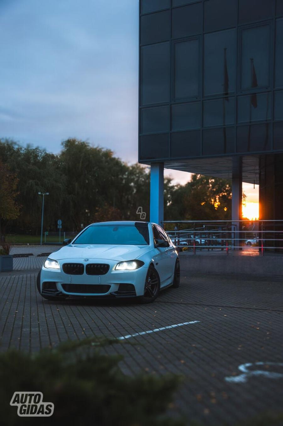 Balts BMW 528 2011 Šilalė, ar dzinēja tilpumu 3.00 L un nobraukumu 360 tūkst. km par 12500 €, foto 8 vietnē AUTOMOTO.COM.LV