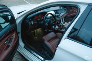 Balts BMW 528 2011 Šilalė, ar dzinēja tilpumu 3.00 L un nobraukumu 360 tūkst. km par 12500 €, foto 10 vietnē AUTOMOTO.COM.LV