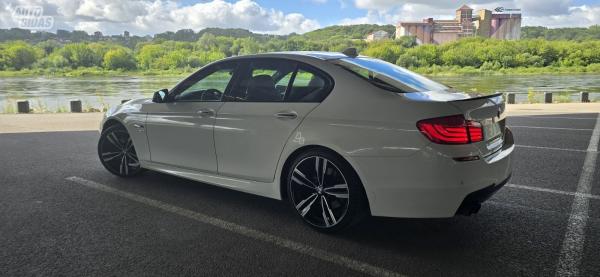 White BMW 528 2013 in Kaunas, with an engine capacity of 2.00 L and mileage of 30 thousand km for 12500 €, photo 6 on AUTOMOTO.COM.LV
