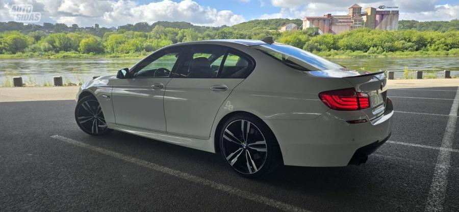 White BMW 528 2013 in Kaunas, with an engine capacity of 2.00 L and mileage of 30 thousand km for 12500 €, photo 7 on AUTOMOTO.COM.LV