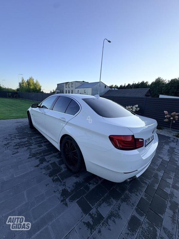 Balts BMW 528 2013 Mažeikiai, ar dzinēja tilpumu 2.00 L un nobraukumu 172 tūkst. km par 7999 €, foto 3 vietnē AUTOMOTO.COM.LV